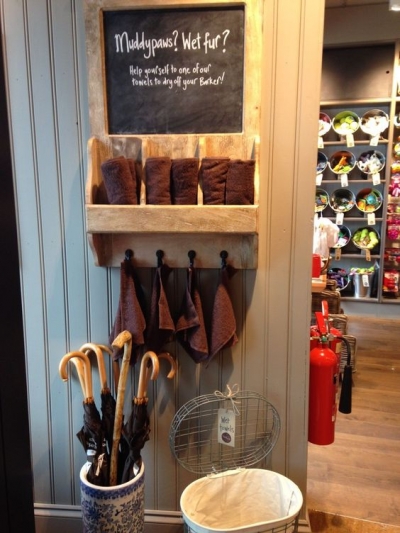 Veterinary Hospital Retail Area Inspiration